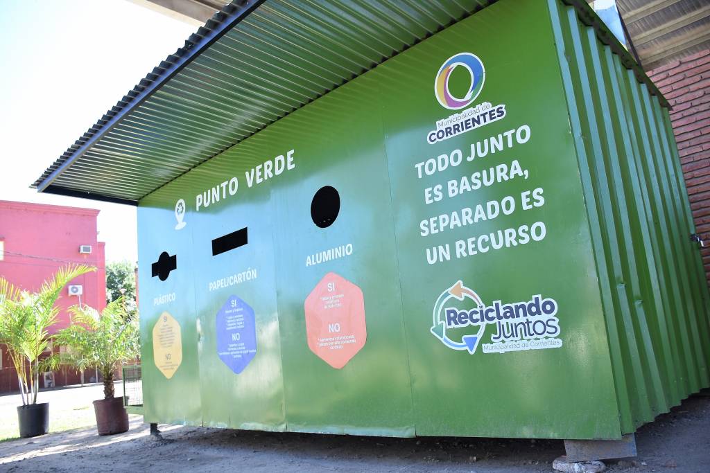Tassano inauguró el 11º Punto Verde - La Red Corrientes 107.1