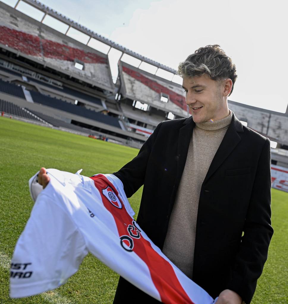 Oficial: Facundo Colidio es nuevo refuerzo de River - La Red Corrientes ...